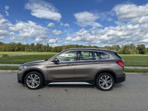 Brown BMW X1 2020 in Kaunas, with an engine capacity of 2.00 L and mileage of 196 thousand km for 18500 €, photo 9 on AUTOMOTO.COM.LV