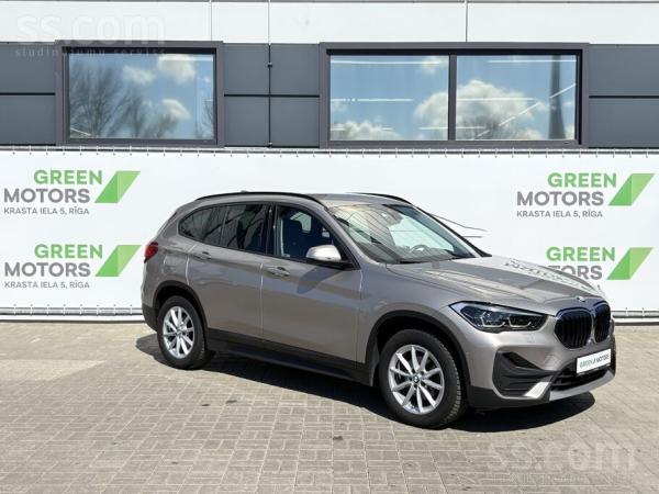 Brūns BMW X1 2021 Rīga, ar dzinēja tilpumu 1.50 L un nobraukumu 97 tūkst. km par 20500 €, foto 2 vietnē AUTOMOTO.COM.LV