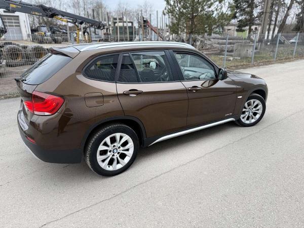 Brown BMW X1 2011 in Ukmerge, with an engine capacity of 2.00 L and mileage of 250 thousand km for 5300 €, photo 6 on AUTOMOTO.COM.LV