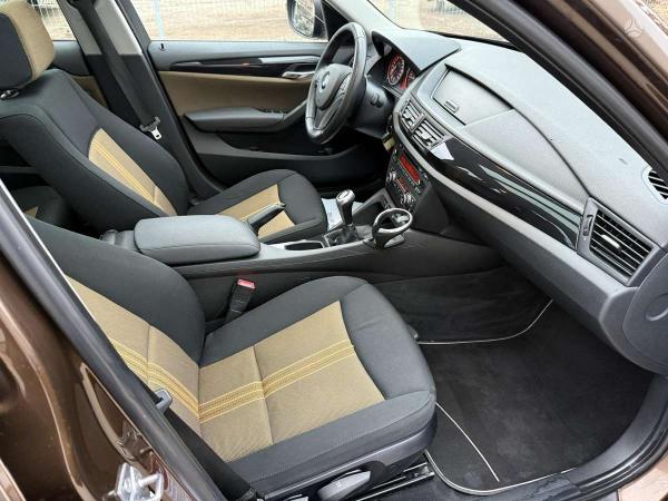 Brown BMW X1 2011 in Ukmerge, with an engine capacity of 2.00 L and mileage of 250 thousand km for 5300 €, photo 9 on AUTOMOTO.COM.LV
