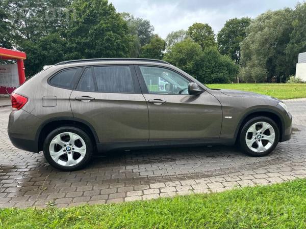 Brūns BMW X1 2011 Rīga, ar dzinēja tilpumu 2.00 L un nobraukumu 303 tūkst. km par 6150 €, foto 3 vietnē AUTOMOTO.COM.LV