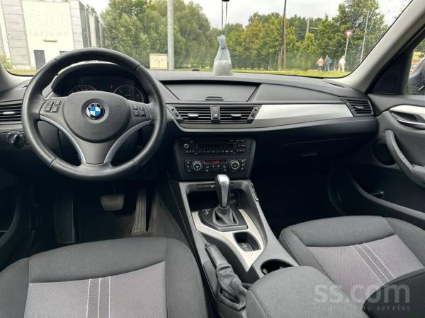 Brūns BMW X1 2011 Rīga, ar dzinēja tilpumu 2.00 L un nobraukumu 303 tūkst. km par 6150 €, foto 8 vietnē AUTOMOTO.COM.LV