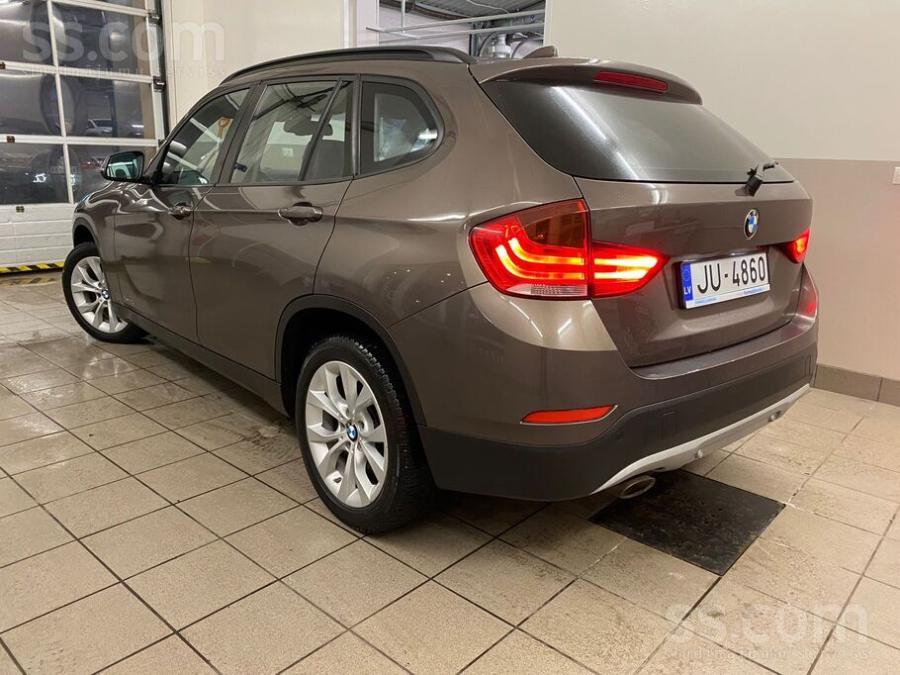 Brown BMW X1 2014 in Tukums, with an engine capacity of 2.00 L and mileage of 325 thousand km for 6900 €, photo 3 on AUTOMOTO.COM.LV