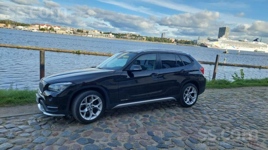 Brown BMW X1 2015 in Riga, with an engine capacity of 2.00 L and mileage of 241 thousand km for 9950 €, photo 5 on AUTOMOTO.COM.LV