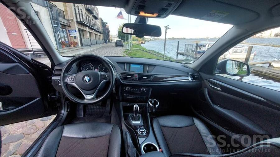 Brown BMW X1 2015 in Riga, with an engine capacity of 2.00 L and mileage of 241 thousand km for 9950 €, photo 8 on AUTOMOTO.COM.LV
