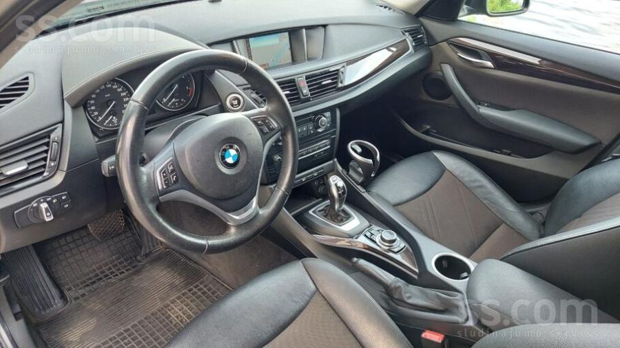 Brown BMW X1 2015 in Riga, with an engine capacity of 2.00 L and mileage of 241 thousand km for 9950 €, photo 9 on AUTOMOTO.COM.LV
