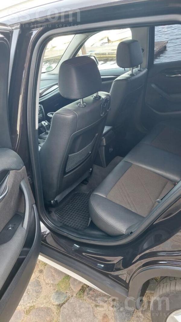 Brūns BMW X1 2015 Rīga, ar dzinēja tilpumu 2.00 L un nobraukumu 241 tūkst. km par 9950 €, foto 9 vietnē AUTOMOTO.COM.LV
