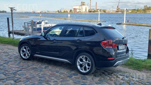 Brown BMW X1 2015 in Riga, with an engine capacity of 2.00 L and mileage of 241 thousand km for 9550 €, photo 6 on AUTOMOTO.COM.LV