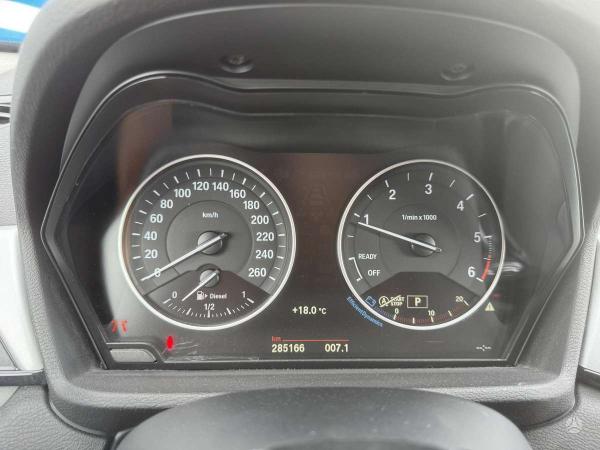 Brown BMW X1 2015 in Kaunas, with an engine capacity of 2.00 L and mileage of 285 thousand km for 10999 €, photo 9 on AUTOMOTO.COM.LV