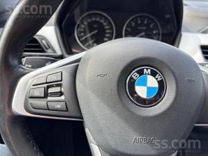 Brown BMW X1 2018 in Liepaja, with an engine capacity of 1.50 L and mileage of 185 thousand km for 16600 €, photo 20 on AUTOMOTO.COM.LV