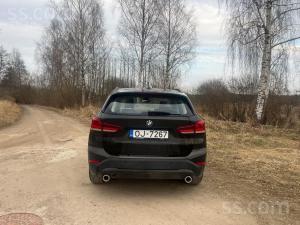 Brown BMW X1 2019 in Riga, with an engine capacity of 2.00 L and mileage of 58 thousand km for 19800 €, photo 3 on AUTOMOTO.COM.LV