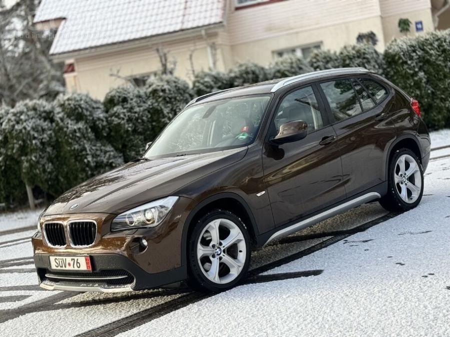 Brown BMW X1 2010 in Jurmala, with an engine capacity of 2.00 L and mileage of 0 thousand km for 5990 €, photo 2 on AUTOMOTO.COM.LV