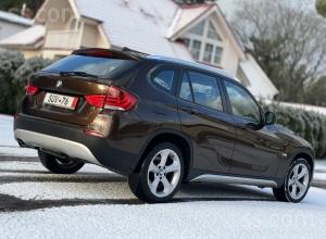 Brown BMW X1 2010 in Jurmala, with an engine capacity of 2.00 L and mileage of 0 thousand km for 5990 €, photo 3 on AUTOMOTO.COM.LV
