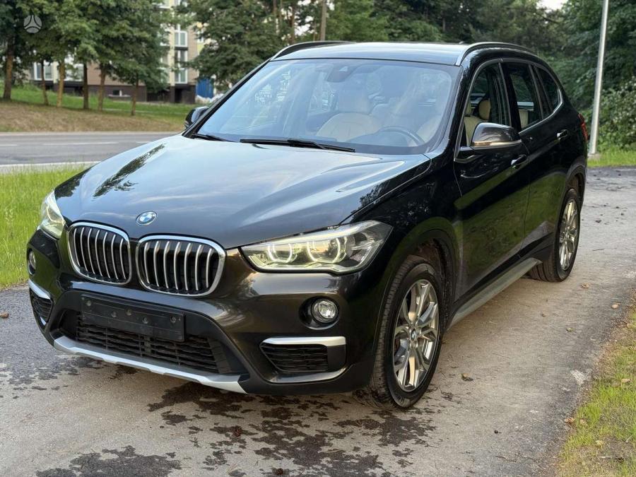 Brown BMW X1 2016 in Utena, with an engine capacity of 2.00 L and mileage of 266 thousand km for 12500 €, photo 3 on AUTOMOTO.COM.LV