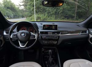Brown BMW X1 2016 in Utena, with an engine capacity of 2.00 L and mileage of 266 thousand km for 12500 €, photo 31 on AUTOMOTO.COM.LV