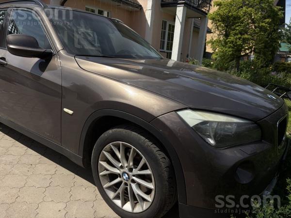 Brown BMW X1 2010 in Daugavpils, with an engine capacity of 2.00 L and mileage of 272 thousand km for 5000 €, photo 2 on AUTOMOTO.COM.LV