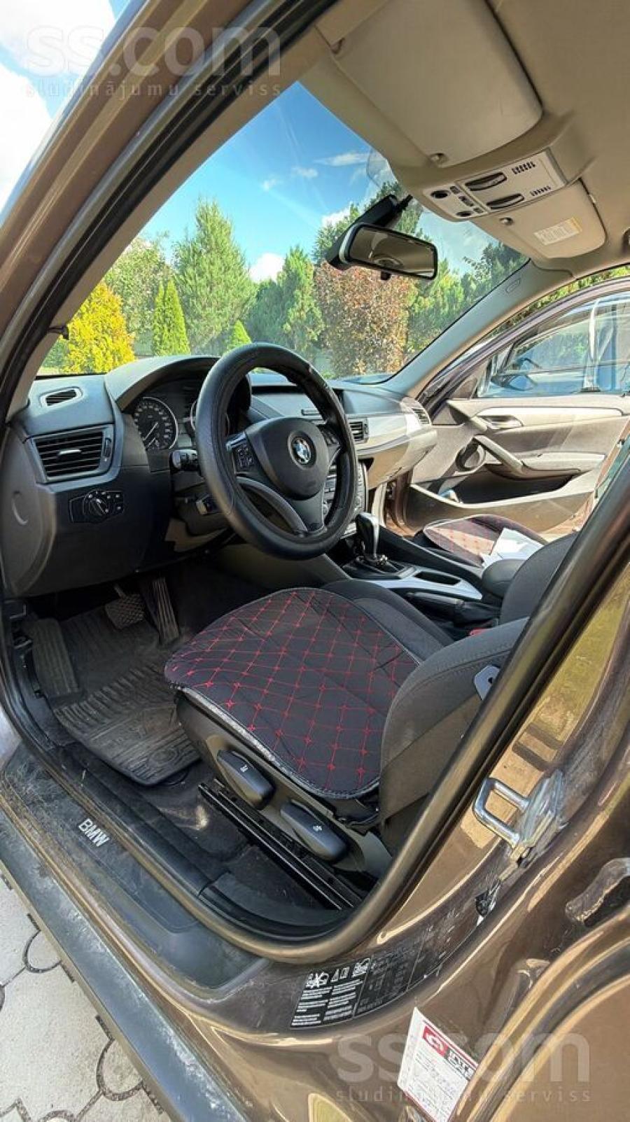 Brown BMW X1 2010 in Daugavpils, with an engine capacity of 2.00 L and mileage of 272 thousand km for 5000 €, photo 7 on AUTOMOTO.COM.LV