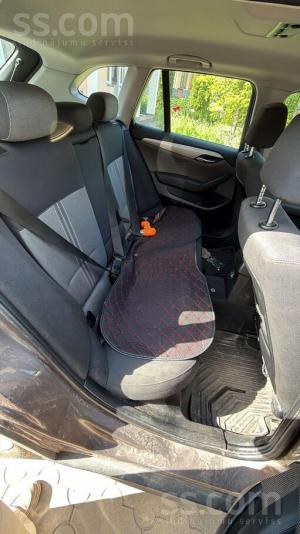 Brown BMW X1 2010 in Daugavpils, with an engine capacity of 2.00 L and mileage of 272 thousand km for 5000 €, photo 8 on AUTOMOTO.COM.LV