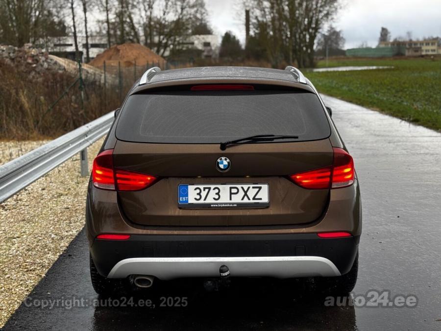 Brūns BMW X1 2010 Tallina, ar dzinēja tilpumu 2.00 L un nobraukumu 224 tūkst. km par 8499 €, foto 7 vietnē AUTOMOTO.COM.LV