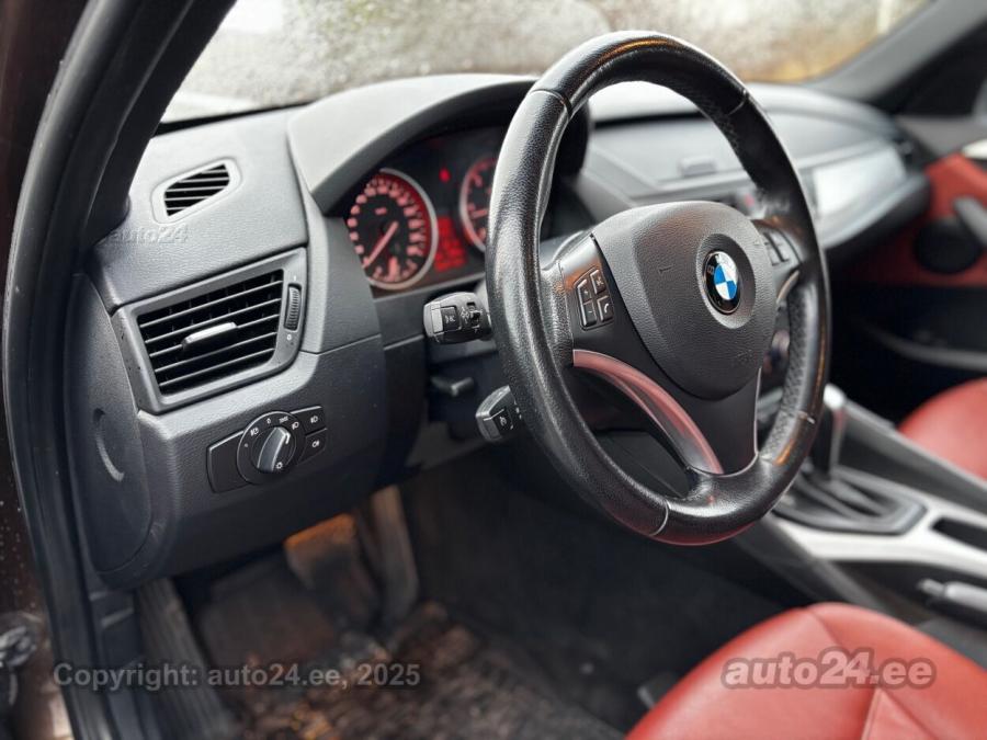 Brūns BMW X1 2010 Tallina, ar dzinēja tilpumu 2.00 L un nobraukumu 224 tūkst. km par 8499 €, foto 10 vietnē AUTOMOTO.COM.LV
