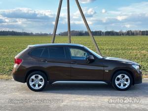 Brown BMW X1 2010 in Tartu, with an engine capacity of 2.00 L and mileage of 230 thousand km for 7499 €, photo 7 on AUTOMOTO.COM.LV