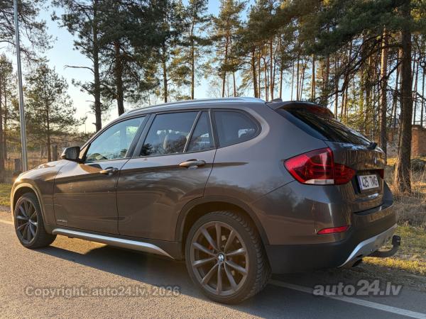 Brūns BMW X1 2012 Tallina, ar dzinēja tilpumu 2.00 L un nobraukumu 193 tūkst. km par 9900 €, foto 3 vietnē AUTOMOTO.COM.LV