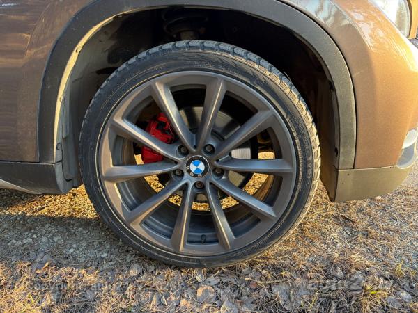 Brūns BMW X1 2012 Tallina, ar dzinēja tilpumu 2.00 L un nobraukumu 193 tūkst. km par 9900 €, foto 6 vietnē AUTOMOTO.COM.LV