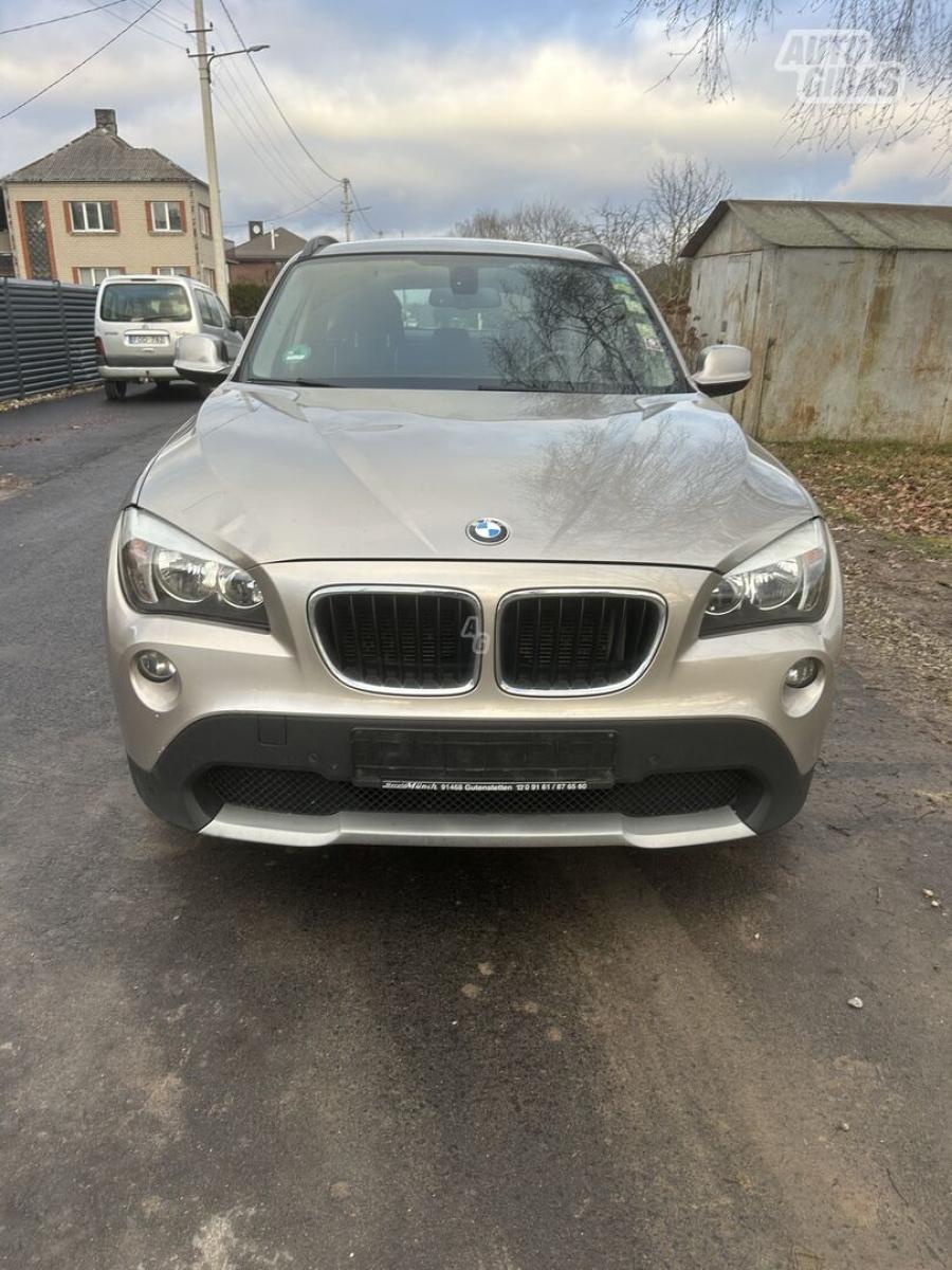 BMW X1 2010 in Kaunas, with an engine capacity of 2.00 L and mileage of 302 thousand km for 3500 €, photo 5 on AUTOMOTO.COM.LV