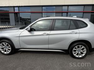 BMW X1 2010 Rīga, ar dzinēja tilpumu 2.00 L un nobraukumu 182 tūkst. km par 9490 €, foto 4 vietnē AUTOMOTO.COM.LV