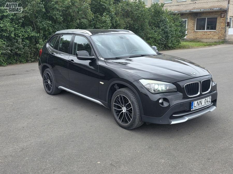 BMW X1 2010 in Radviliskis, with an engine capacity of 2.00 L and mileage of 287 thousand km for 5400 €, photo 4 on AUTOMOTO.COM.LV