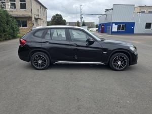 BMW X1 2010 in Radviliskis, with an engine capacity of 2.00 L and mileage of 287 thousand km for 5400 €, photo 8 on AUTOMOTO.COM.LV
