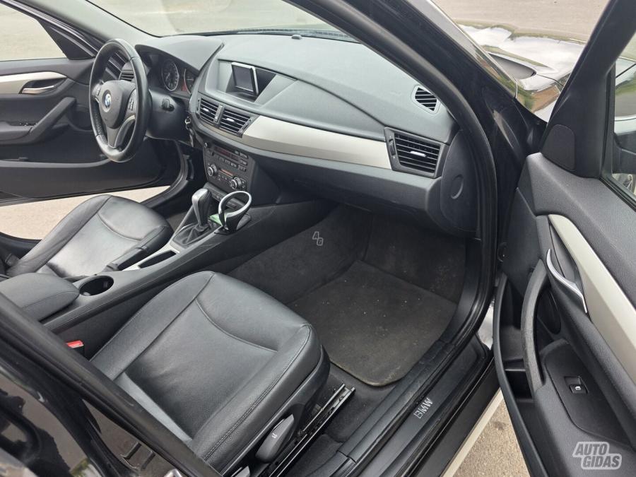 BMW X1 2010 in Radviliskis, with an engine capacity of 2.00 L and mileage of 287 thousand km for 5400 €, photo 11 on AUTOMOTO.COM.LV