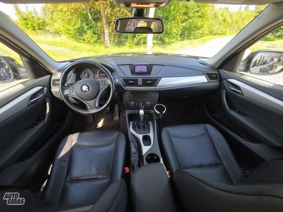 BMW X1 2010 in Radviliskis, with an engine capacity of 2.00 L and mileage of 287 thousand km for 5400 €, photo 13 on AUTOMOTO.COM.LV