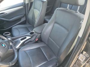 BMW X1 2010 in Radviliskis, with an engine capacity of 2.00 L and mileage of 287 thousand km for 5400 €, photo 17 on AUTOMOTO.COM.LV