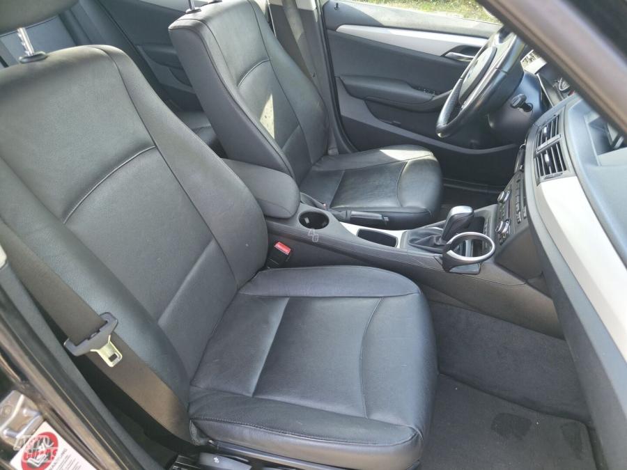 BMW X1 2010 in Radviliskis, with an engine capacity of 2.00 L and mileage of 287 thousand km for 5400 €, photo 19 on AUTOMOTO.COM.LV