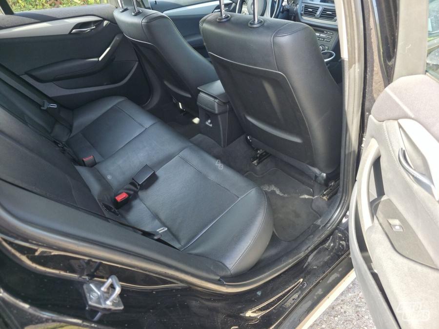 BMW X1 2010 in Radviliskis, with an engine capacity of 2.00 L and mileage of 287 thousand km for 5400 €, photo 20 on AUTOMOTO.COM.LV