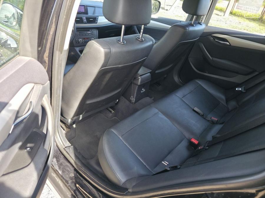 BMW X1 2010 in Radviliskis, with an engine capacity of 2.00 L and mileage of 287 thousand km for 5400 €, photo 21 on AUTOMOTO.COM.LV
