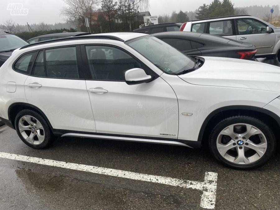 BMW X1 2011 in Vilnius, with an engine capacity of 2.00 L and mileage of 307 thousand km for 6600 €, photo 1 on AUTOMOTO.COM.LV
