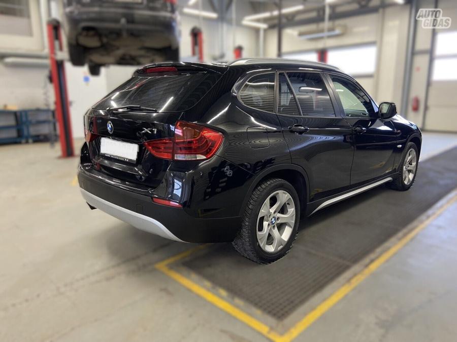 BMW X1 2011 in Marijampole, with an engine capacity of 2.00 L and mileage of 266 thousand km for 5500 €, photo 3 on AUTOMOTO.COM.LV
