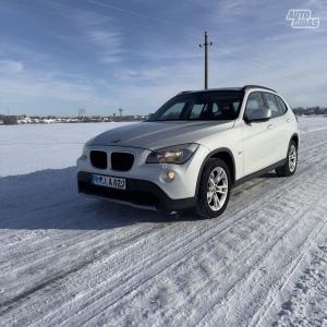 BMW X1 2011 in Sakiai, with an engine capacity of 2.00 L and mileage of 270 thousand km for 7000 €, photo  on AUTOMOTO.COM.LV