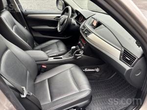 BMW X1 2011 Rīga, ar dzinēja tilpumu 2.00 L un nobraukumu 225 tūkst. km par 7450 €, foto 10 vietnē AUTOMOTO.COM.LV