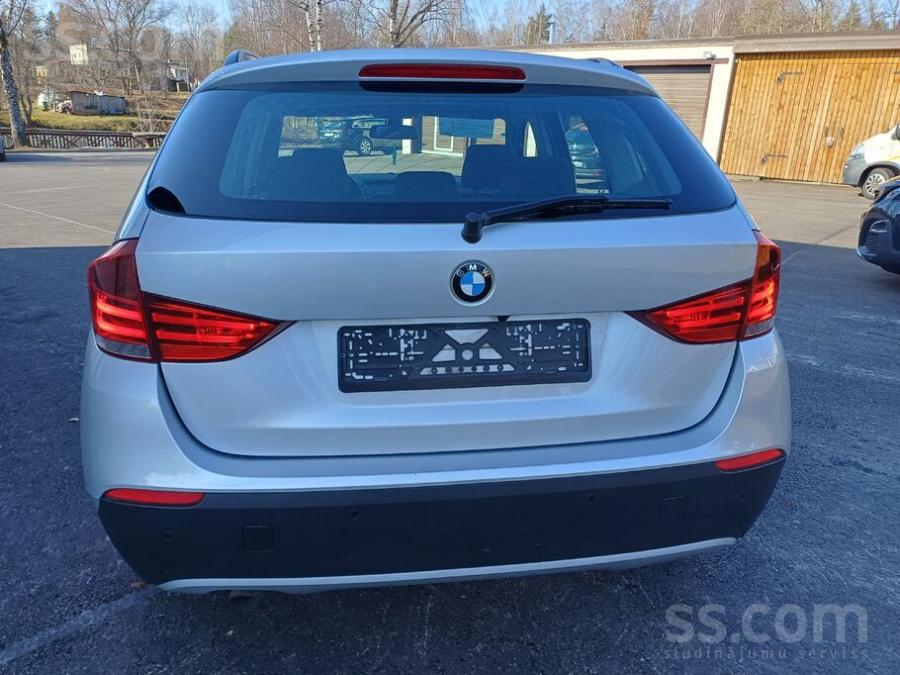 BMW X1 2011 in Valmiera, with an engine capacity of 2.00 L and mileage of 199 thousand km for 7250 €, photo 5 on AUTOMOTO.COM.LV