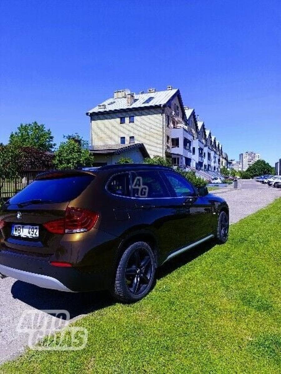 BMW X1 2011 in Kaunas, with an engine capacity of 2.00 L and mileage of 366 thousand km for 7500 €, photo 7 on AUTOMOTO.COM.LV