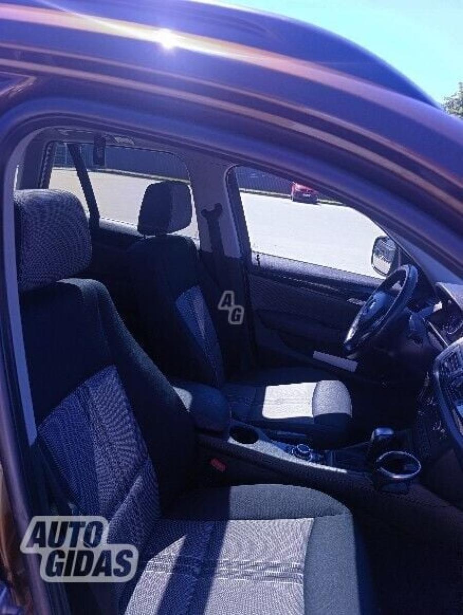 BMW X1 2011 in Kaunas, with an engine capacity of 2.00 L and mileage of 366 thousand km for 7500 €, photo 12 on AUTOMOTO.COM.LV