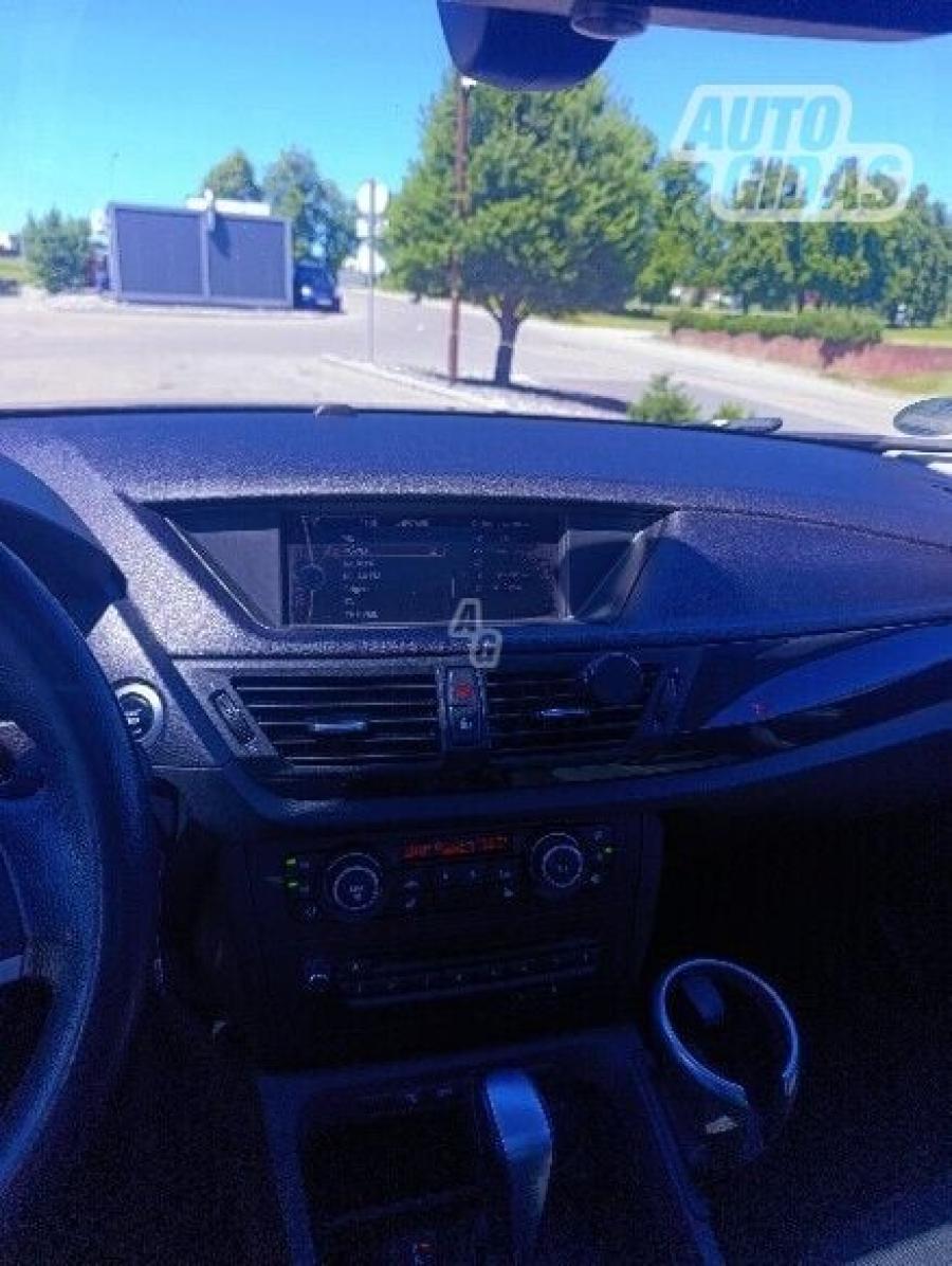 BMW X1 2011 in Kaunas, with an engine capacity of 2.00 L and mileage of 366 thousand km for 7500 €, photo 15 on AUTOMOTO.COM.LV