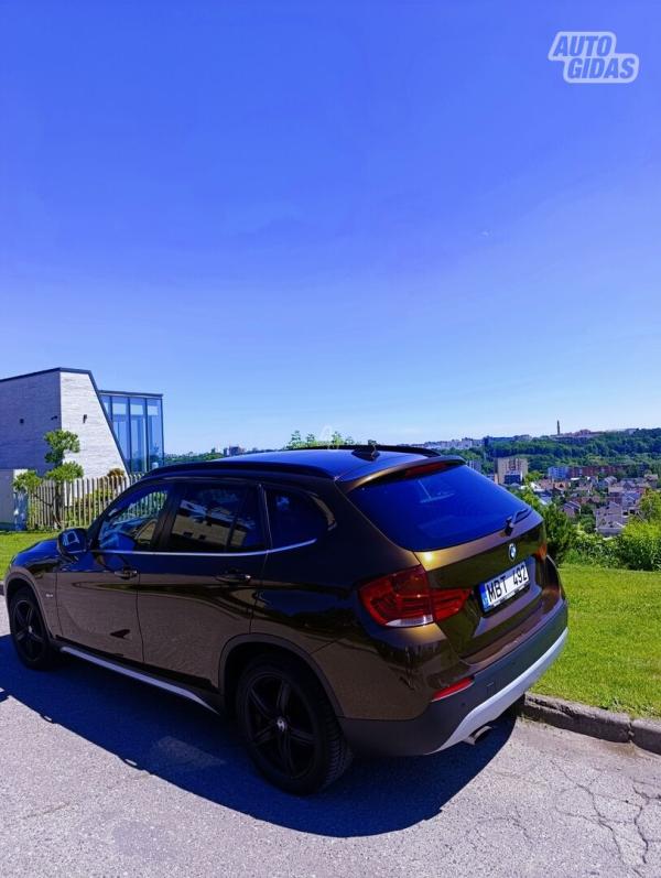 BMW X1 2011 Kauņa vietnē BMW X1 2011 Kauņa, ar dzinēja tilpumu 2.00 L un nobraukumu 377 tūkst. km par 7000 €, foto 6 vietnē AUTOMOTO.COM.LV