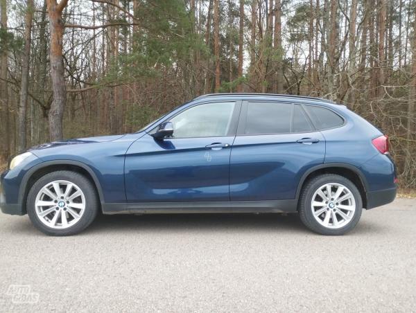 BMW X1 2012 in Sakiai, with an engine capacity of 2.00 L and mileage of 359 thousand km for 6500 €, photo 3 on AUTOMOTO.COM.LV