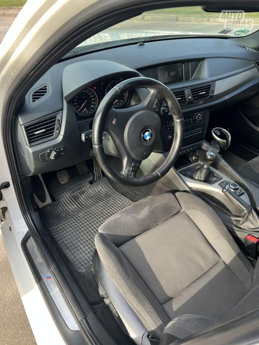 BMW X1 2012 Panevēža, ar dzinēja tilpumu 2.00 L un nobraukumu 280 tūkst. km par 6350 €, foto 13 vietnē AUTOMOTO.COM.LV