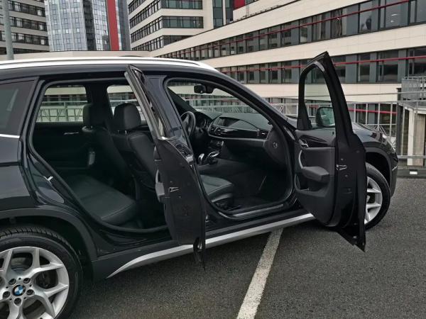 BMW X1 2012 in Riga, with an engine capacity of 2.00 L and mileage of 178 thousand km for 11690 €, photo 8 on AUTOMOTO.COM.LV