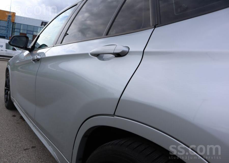 BMW X1 2012 in Riga, with an engine capacity of 2.00 L and mileage of 272 thousand km for 8990 €, photo 8 on AUTOMOTO.COM.LV